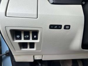 Zils Lexus RX 450h 2010 Viļņa, ar dzinēja tilpumu 3.46 L un nobraukumu 176 tūkst. km par 13800 €, foto 27 vietnē AUTOMOTO.COM.LV