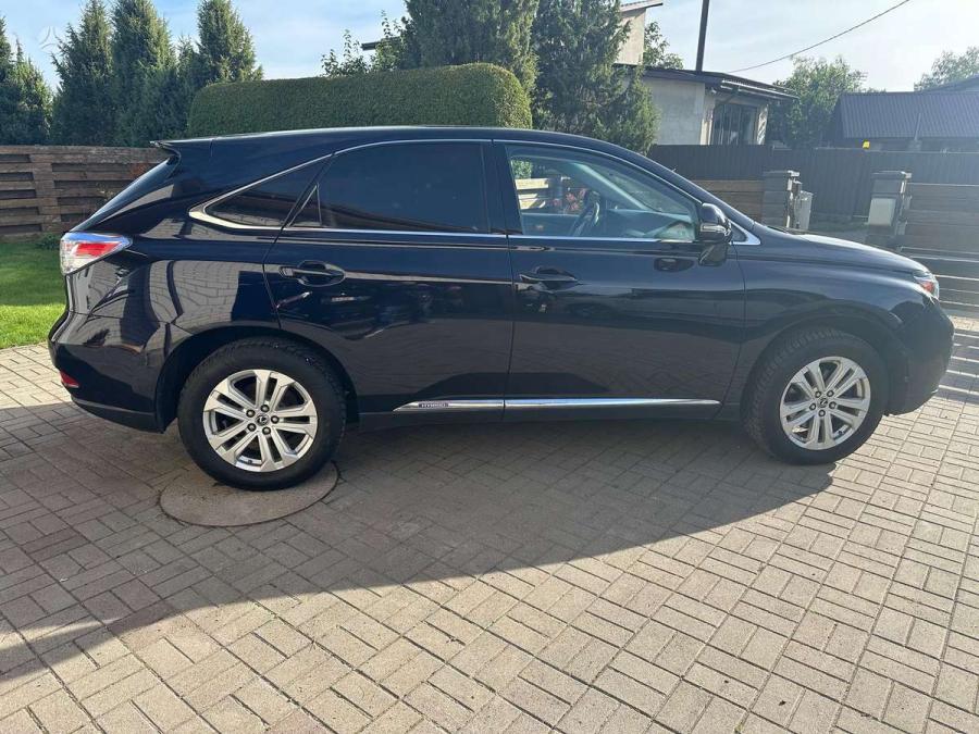 Blue Lexus RX 450h 2010 in Kaunas, with an engine capacity of 3.46 L and mileage of 228 thousand km for 11300 €, photo 3 on AUTOMOTO.COM.LV