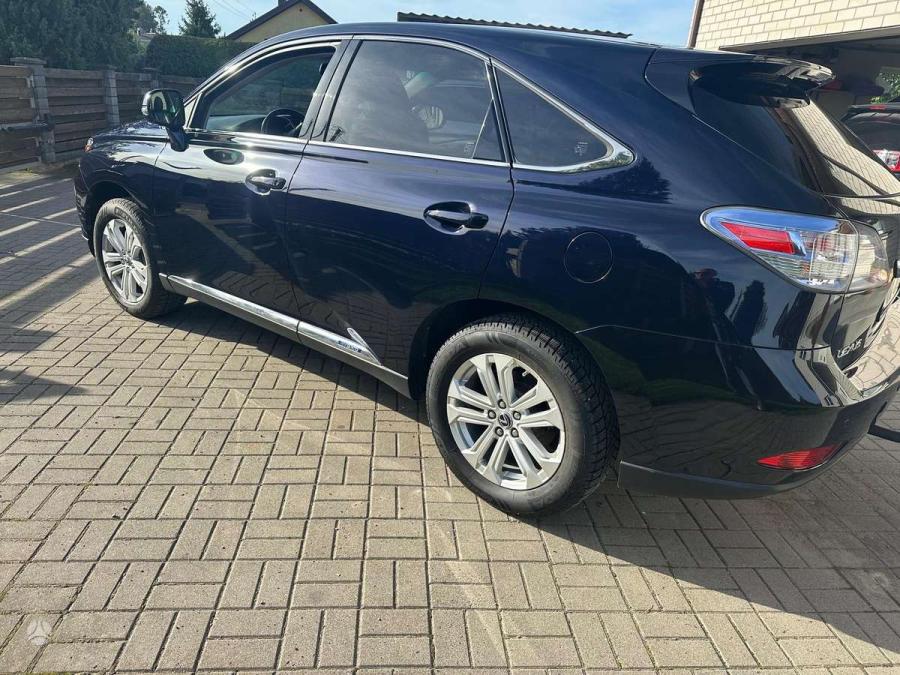 Blue Lexus RX 450h 2010 in Kaunas, with an engine capacity of 3.46 L and mileage of 228 thousand km for 11300 €, photo 6 on AUTOMOTO.COM.LV