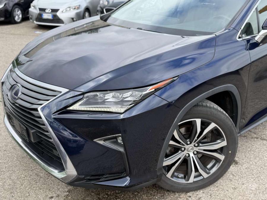 Blue Lexus RX 450h 2016 in Vilnius, with an engine capacity of 3.46 L and mileage of 175 thousand km for 26400 €, photo 7 on AUTOMOTO.COM.LV