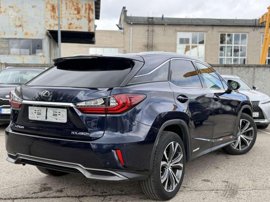 Blue Lexus RX 450h 2016 in Vilnius, with an engine capacity of 3.46 L and mileage of 175 thousand km for 26400 €, photo 10 on AUTOMOTO.COM.LV