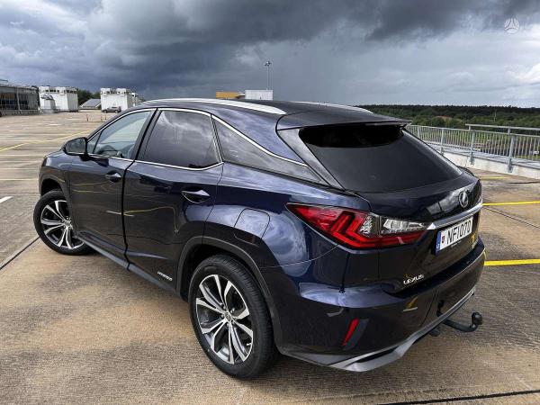 Blue Lexus RX 450h 2016 in Vilnius, with an engine capacity of 3.46 L and mileage of 144 thousand km for 27000 €, photo 5 on AUTOMOTO.COM.LV