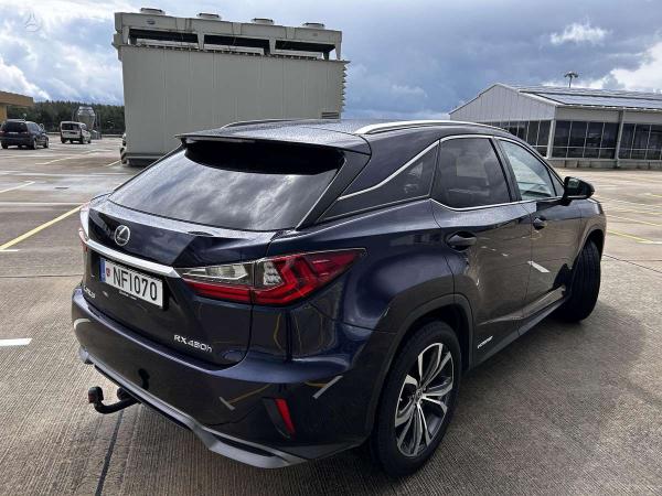 Blue Lexus RX 450h 2016 in Vilnius, with an engine capacity of 3.46 L and mileage of 144 thousand km for 27000 €, photo 6 on AUTOMOTO.COM.LV