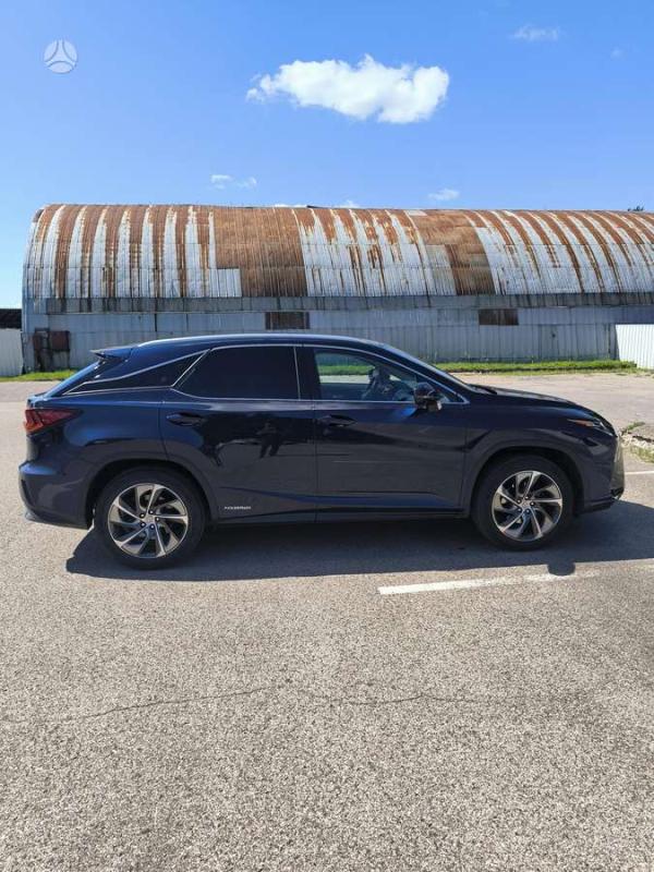 Blue Lexus RX 450h 2017 in Utena, with an engine capacity of 3.46 L and mileage of 276 thousand km for 23800 €, photo 2 on AUTOMOTO.COM.LV