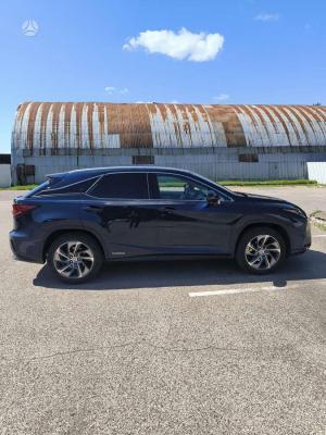 Blue Lexus RX 450h 2017 in Utena, with an engine capacity of 3.46 L and mileage of 276 thousand km for 23800 €, photo 3 on AUTOMOTO.COM.LV