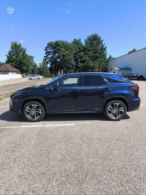 Blue Lexus RX 450h 2017 in Utena, with an engine capacity of 3.46 L and mileage of 276 thousand km for 23800 €, photo 9 on AUTOMOTO.COM.LV