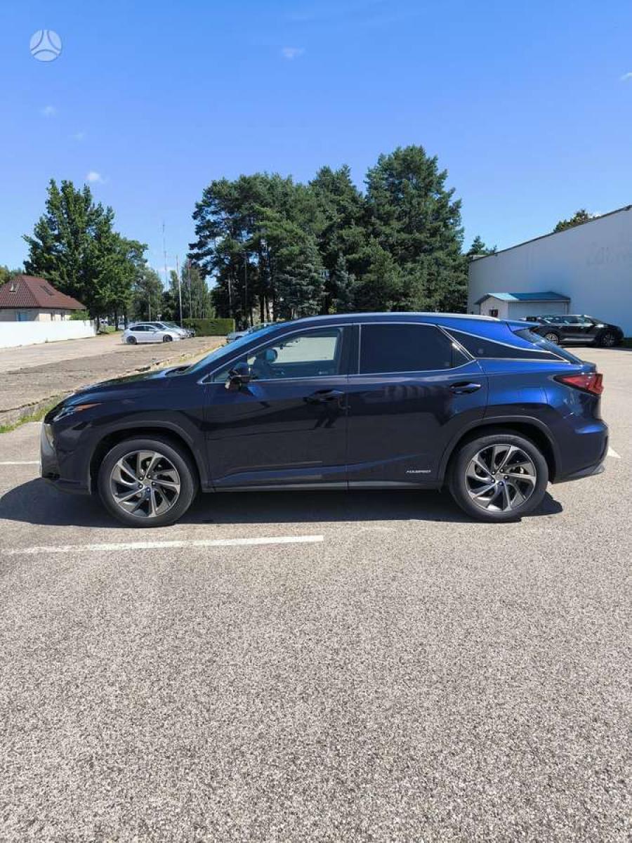 Blue Lexus RX 450h 2017 in Utena, with an engine capacity of 3.46 L and mileage of 276 thousand km for 23800 €, photo 9 on AUTOMOTO.COM.LV