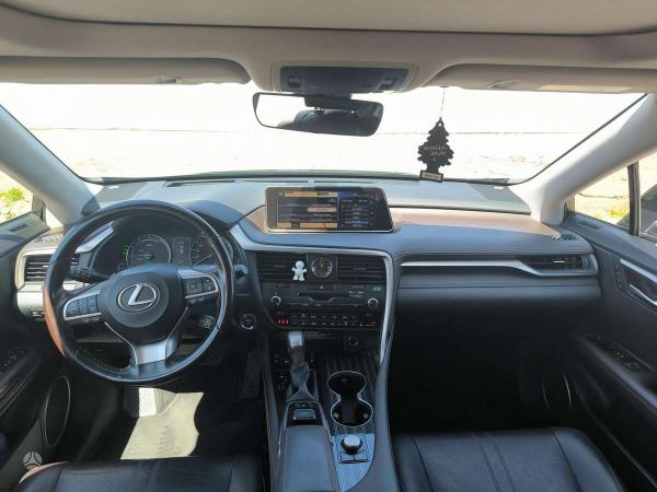 Blue Lexus RX 450h 2017 in Utena, with an engine capacity of 3.46 L and mileage of 276 thousand km for 23800 €, photo 9 on AUTOMOTO.COM.LV