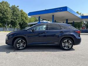 Blue Lexus RX 450h 2017 in Marijampole, with an engine capacity of 3.46 L and mileage of 256 thousand km for 23000 €, photo 5 on AUTOMOTO.COM.LV