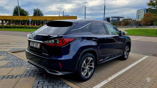 Blue Lexus RX 450h 2017 in Vilnius, with an engine capacity of 3.46 L and mileage of 260 thousand km for 22999 €, photo 6 on AUTOMOTO.COM.LV