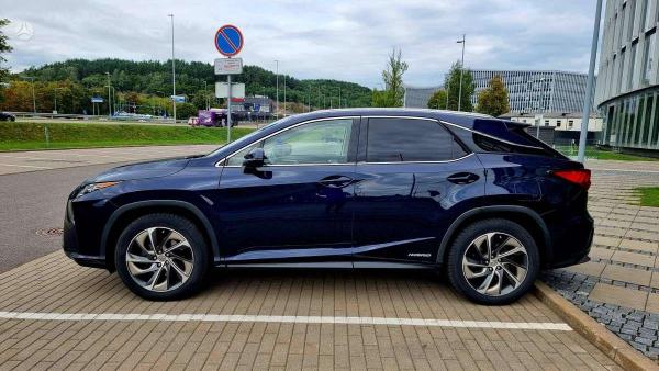 Blue Lexus RX 450h 2017 in Vilnius, with an engine capacity of 3.46 L and mileage of 260 thousand km for 22999 €, photo 9 on AUTOMOTO.COM.LV