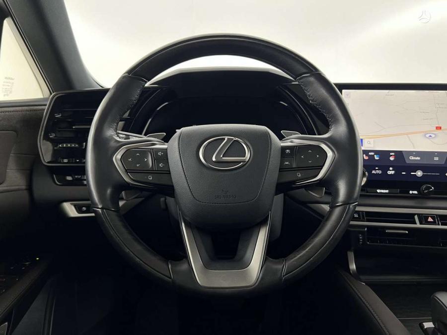 Blue Lexus RX 450h 2023 in Vilnius, with an engine capacity of 2.49 L and mileage of 51 thousand km for 64900 €, photo 13 on AUTOMOTO.COM.LV