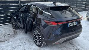 Zils Lexus RX 450h 2024 Jonava, ar dzinēja tilpumu 2.49 L un nobraukumu 16 tūkst. km par 46000 €, foto 5 vietnē AUTOMOTO.COM.LV