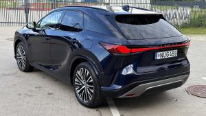 Zils Lexus RX 450h 2024 Jonava, ar dzinēja tilpumu 2.49 L un nobraukumu 16 tūkst. km par 69700 €, foto 14 vietnē AUTOMOTO.COM.LV