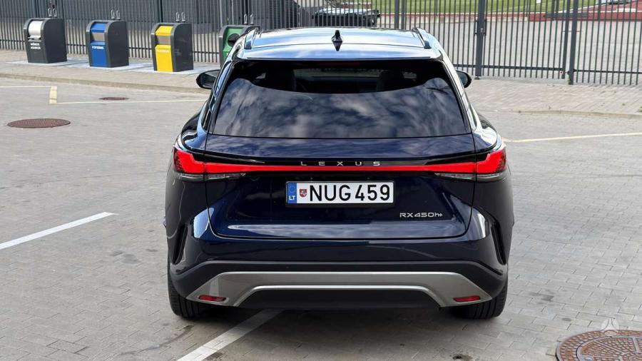 Blue Lexus RX 450h 2024 in Jonava, with an engine capacity of 2.49 L and mileage of 16 thousand km for 69700 €, photo 15 on AUTOMOTO.COM.LV