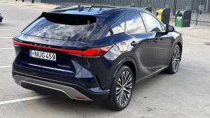 Blue Lexus RX 450h 2024 in Jonava, with an engine capacity of 2.49 L and mileage of 16 thousand km for 69700 €, photo 16 on AUTOMOTO.COM.LV