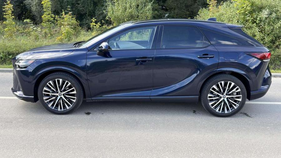 Zils Lexus RX 450h 2024 Jonava, ar dzinēja tilpumu 2.49 L un nobraukumu 17 tūkst. km par 62500 €, foto 5 vietnē AUTOMOTO.COM.LV