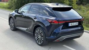 Zils Lexus RX 450h 2024 Jonava, ar dzinēja tilpumu 2.49 L un nobraukumu 17 tūkst. km par 62500 €, foto 6 vietnē AUTOMOTO.COM.LV