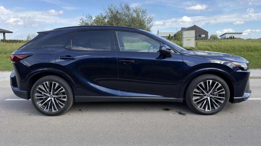 Zils Lexus RX 450h 2024 Jonava, ar dzinēja tilpumu 2.49 L un nobraukumu 17 tūkst. km par 62500 €, foto 8 vietnē AUTOMOTO.COM.LV