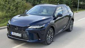 Zils Lexus RX 450h 2024 Jonava, ar dzinēja tilpumu 2.49 L un nobraukumu 17 tūkst. km par 59900 €, foto 4 vietnē AUTOMOTO.COM.LV