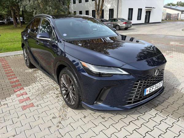 Лексус RX 450h 2024 в Шяуляй на AUTOMOTO.COM.LV Синий Лексус RX 450h 2024 в Шяуляй, объемом двигателя 2.49 л и пробегом 60 тыс. км за 54400 €, фото 5 на AUTOMOTO.COM.LV