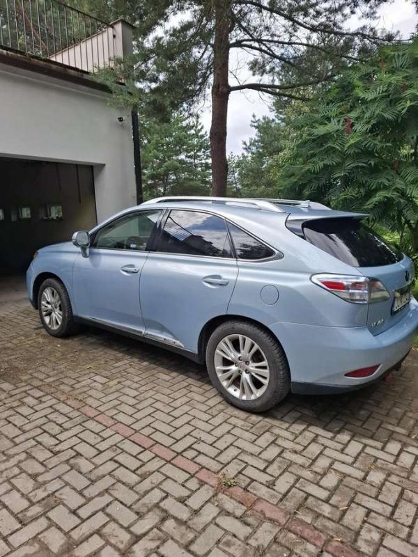 Zils Lexus RX 450h 2010 Viļņa, ar dzinēja tilpumu 3.50 L un nobraukumu 259 tūkst. km par 9600 €, foto 2 vietnē AUTOMOTO.COM.LV