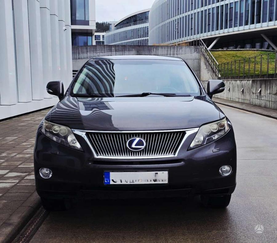 Brown Lexus RX 450h 2009 in Vilnius, with an engine capacity of 3.50 L and mileage of 400 thousand km for 7700 €, photo 2 on AUTOMOTO.COM.LV
