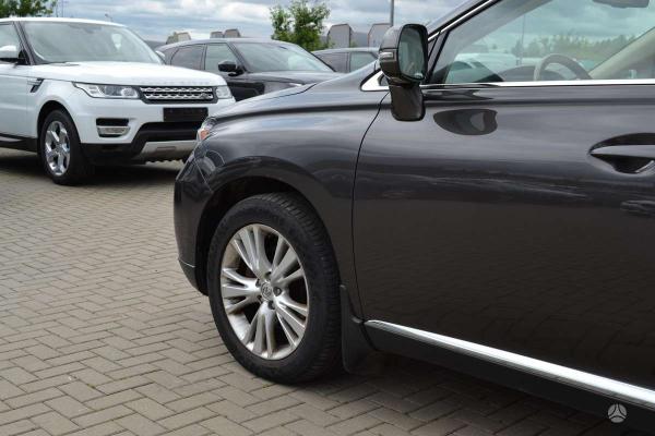 Brūns Lexus RX 450h 2009 Viļņa, ar dzinēja tilpumu 3.46 L un nobraukumu 254 tūkst. km par 12500 €, foto 5 vietnē AUTOMOTO.COM.LV