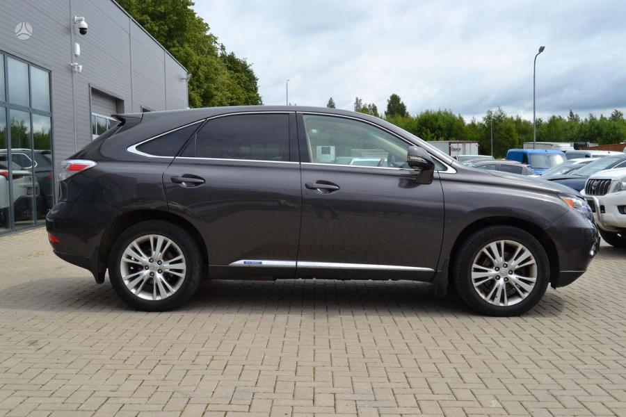 Brūns Lexus RX 450h 2009 Viļņa, ar dzinēja tilpumu 3.46 L un nobraukumu 254 tūkst. km par 12500 €, foto 15 vietnē AUTOMOTO.COM.LV