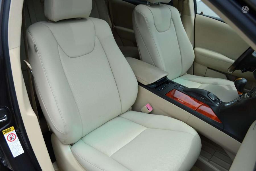 Brūns Lexus RX 450h 2009 Viļņa, ar dzinēja tilpumu 3.46 L un nobraukumu 254 tūkst. km par 12500 €, foto 19 vietnē AUTOMOTO.COM.LV