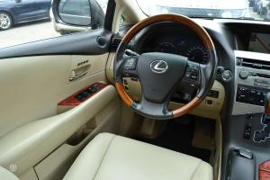 Brūns Lexus RX 450h 2009 Viļņa, ar dzinēja tilpumu 3.46 L un nobraukumu 254 tūkst. km par 12500 €, foto 32 vietnē AUTOMOTO.COM.LV