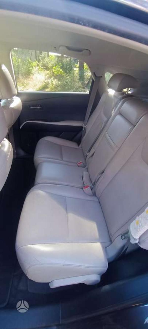 Brūns Lexus RX 450h 2009 Viļņa, ar dzinēja tilpumu 3.46 L un nobraukumu 207 tūkst. km par 12500 €, foto 5 vietnē AUTOMOTO.COM.LV