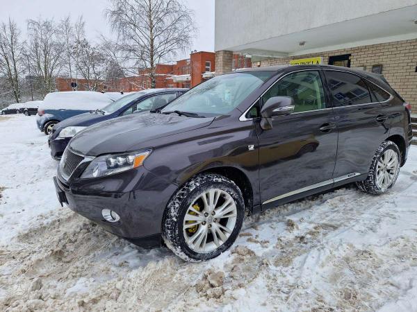 Brown Lexus RX 450h 2010 in Vilnius, with an engine capacity of 3.50 L and mileage of 286 thousand km for 9600 €, photo 1 on AUTOMOTO.COM.LV