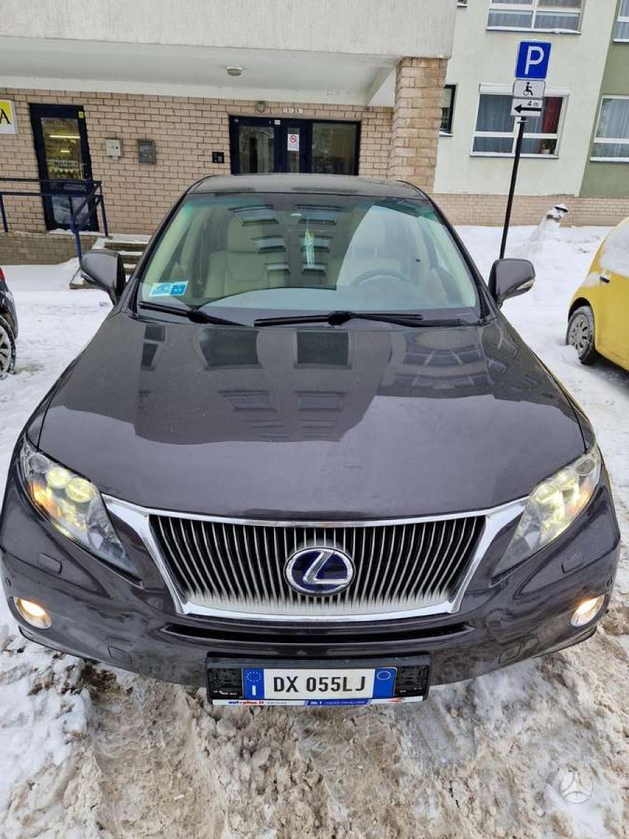 Brown Lexus RX 450h 2010 in Vilnius, with an engine capacity of 3.50 L and mileage of 286 thousand km for 9600 €, photo 4 on AUTOMOTO.COM.LV