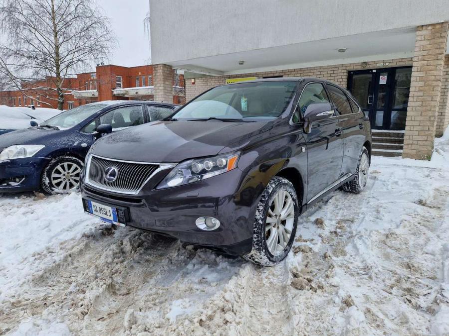 Brown Lexus RX 450h 2010 in Vilnius, with an engine capacity of 3.50 L and mileage of 286 thousand km for 9600 €, photo 30 on AUTOMOTO.COM.LV