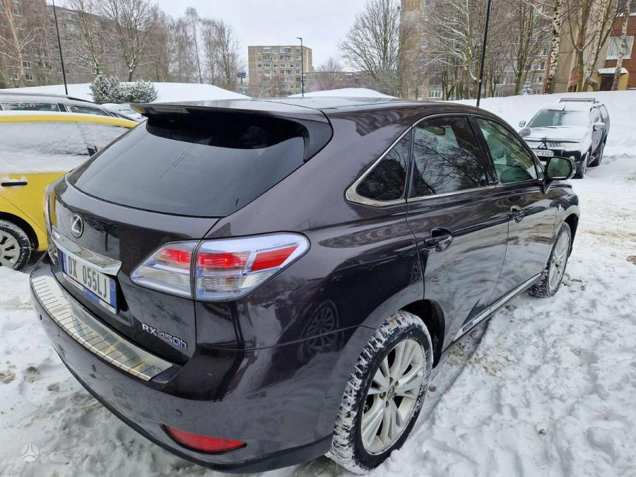 Brūns Lexus RX 450h 2010 Viļņa, ar dzinēja tilpumu 3.50 L un nobraukumu 286 tūkst. km par 9600 €, foto 11 vietnē AUTOMOTO.COM.LV