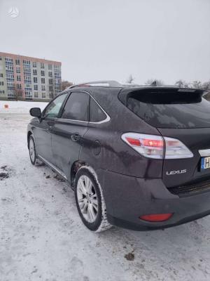 Brown Lexus RX 450h 2010 in Siauliai, with an engine capacity of 3.50 L and mileage of 275 thousand km for 10500 €, photo 4 on AUTOMOTO.COM.LV