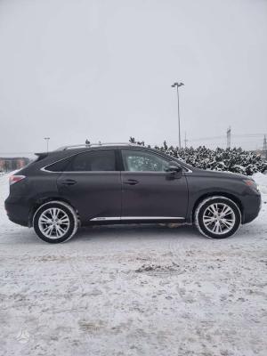 Brown Lexus RX 450h 2010 in Siauliai, with an engine capacity of 3.50 L and mileage of 275 thousand km for 10500 €, photo 9 on AUTOMOTO.COM.LV