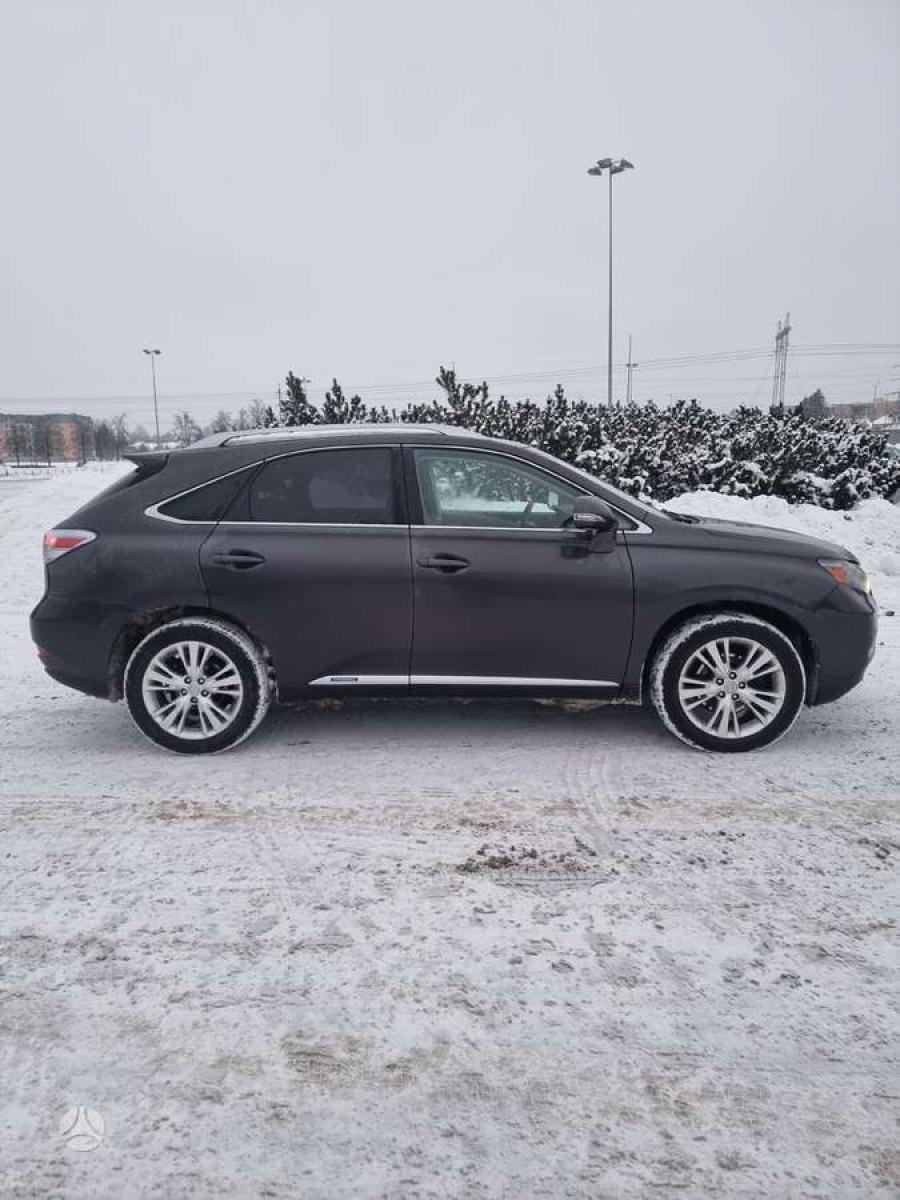 Brown Lexus RX 450h 2010 in Siauliai, with an engine capacity of 3.50 L and mileage of 275 thousand km for 10500 €, photo 10 on AUTOMOTO.COM.LV