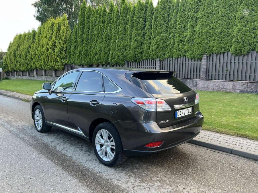 Brūns Lexus RX 450h 2010 Viļņa, ar dzinēja tilpumu 3.30 L un nobraukumu 320 tūkst. km par 8999 €, foto 4 vietnē AUTOMOTO.COM.LV