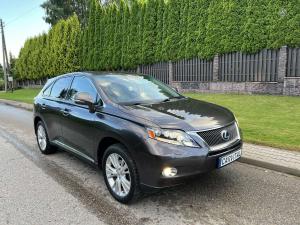 Brūns Lexus RX 450h 2010 Viļņa, ar dzinēja tilpumu 3.30 L un nobraukumu 320 tūkst. km par 8999 €, foto 5 vietnē AUTOMOTO.COM.LV