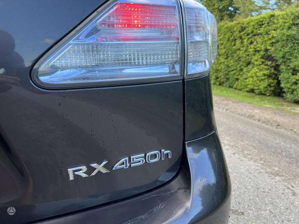 Brūns Lexus RX 450h 2010 Viļņa, ar dzinēja tilpumu 3.30 L un nobraukumu 320 tūkst. km par 8999 €, foto 8 vietnē AUTOMOTO.COM.LV