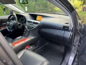 Brūns Lexus RX 450h 2010 Viļņa, ar dzinēja tilpumu 3.30 L un nobraukumu 320 tūkst. km par 8999 €, foto 18 vietnē AUTOMOTO.COM.LV