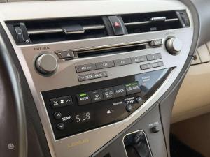 Brown Lexus RX 450h 2010 in Vilnius, with an engine capacity of 3.46 L and mileage of 161 thousand km for 12200 €, photo 32 on AUTOMOTO.COM.LV