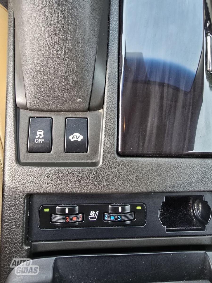 Brown Lexus RX 450h 2013 in Vilnius, with an engine capacity of 3.50 L and mileage of 327 thousand km for 14999 €, photo 12 on AUTOMOTO.COM.LV