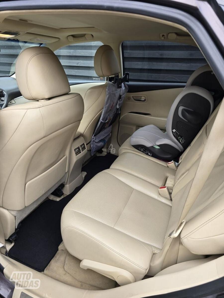 Brown Lexus RX 450h 2013 in Vilnius, with an engine capacity of 3.50 L and mileage of 327 thousand km for 14999 €, photo 15 on AUTOMOTO.COM.LV