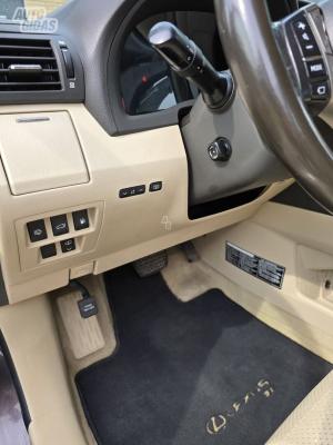 Brown Lexus RX 450h 2013 in Vilnius, with an engine capacity of 3.50 L and mileage of 327 thousand km for 14999 €, photo 18 on AUTOMOTO.COM.LV