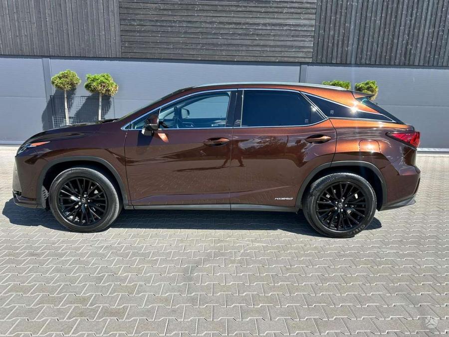 Brown Lexus RX 450h 2016 in Siauliai, with an engine capacity of 3.46 L and mileage of 239 thousand km for 30500 €, photo 5 on AUTOMOTO.COM.LV