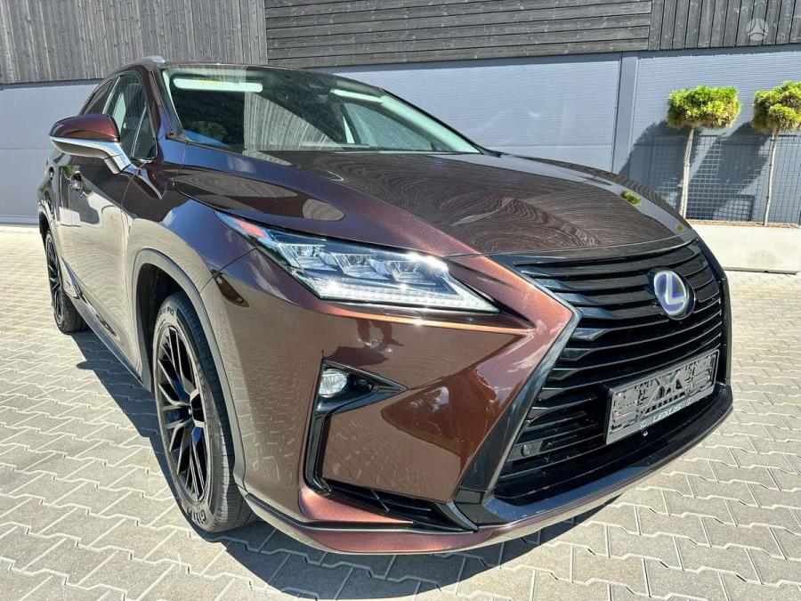 Brown Lexus RX 450h 2016 in Siauliai, with an engine capacity of 3.46 L and mileage of 239 thousand km for 30500 €, photo 6 on AUTOMOTO.COM.LV
