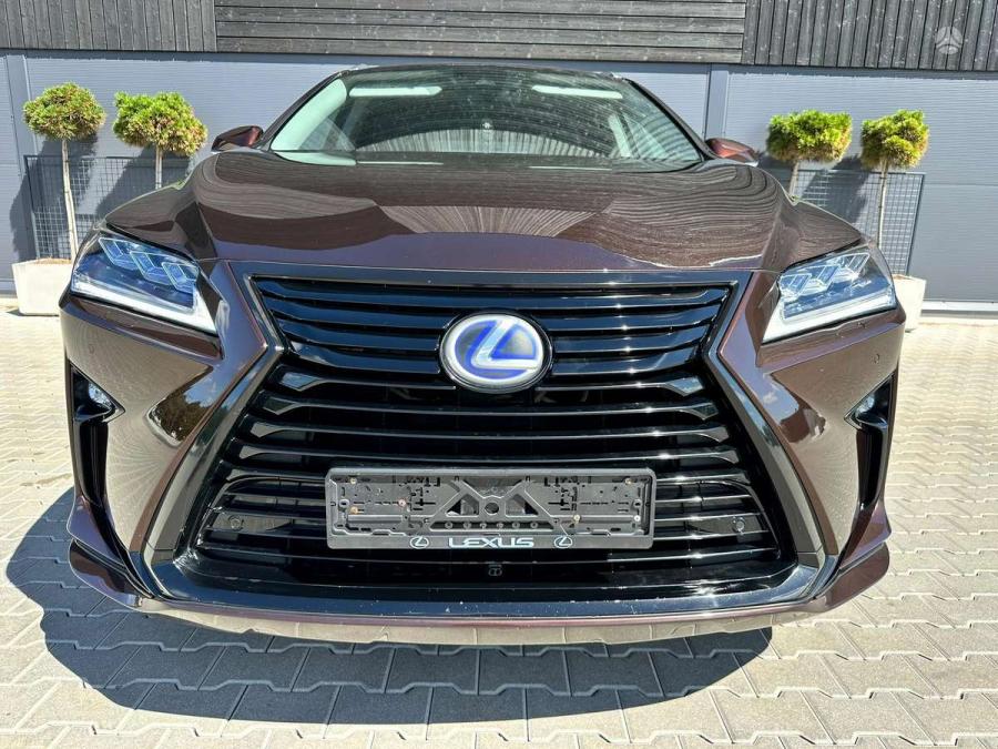 Brown Lexus RX 450h 2016 in Siauliai, with an engine capacity of 3.46 L and mileage of 239 thousand km for 30500 €, photo 8 on AUTOMOTO.COM.LV